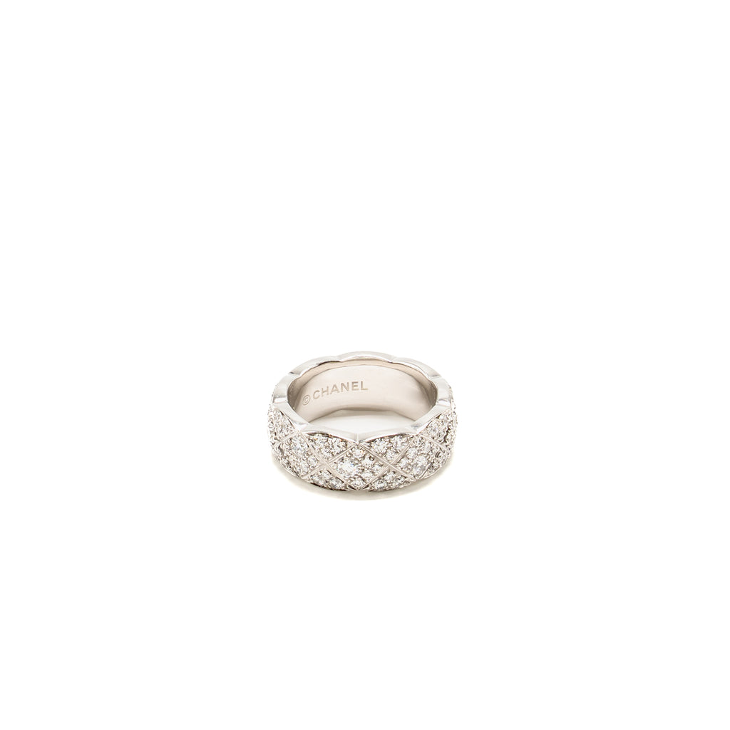 Chanel Size 48 Coco Crush Ring Quilted Motif, Small Version, White Gol