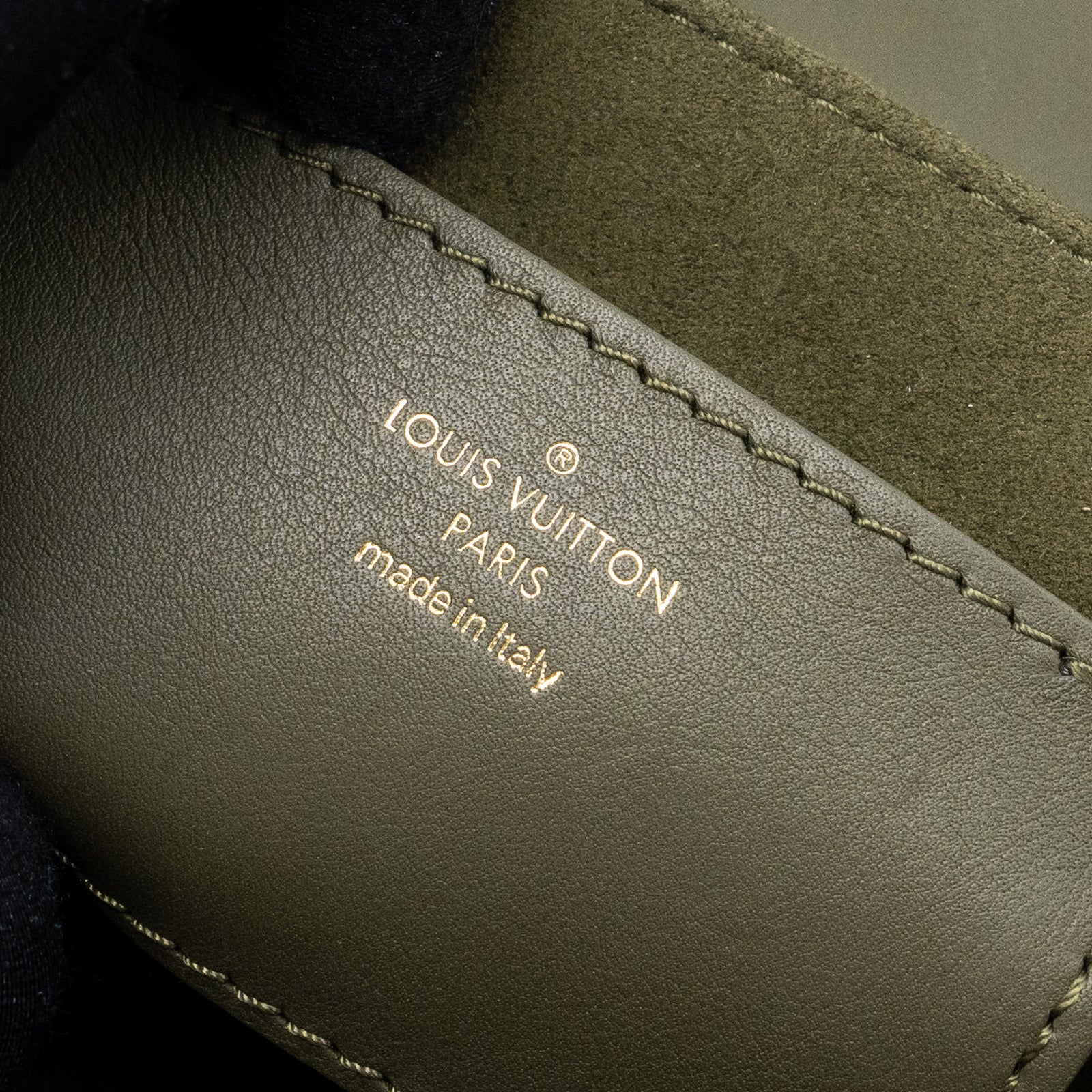 Louis Vuitton New Wave Multi Pochette Calfskin Kaki Green GHW Louis Vuitton New Wave Multi Pochette Calfskin Kaki Green GHW